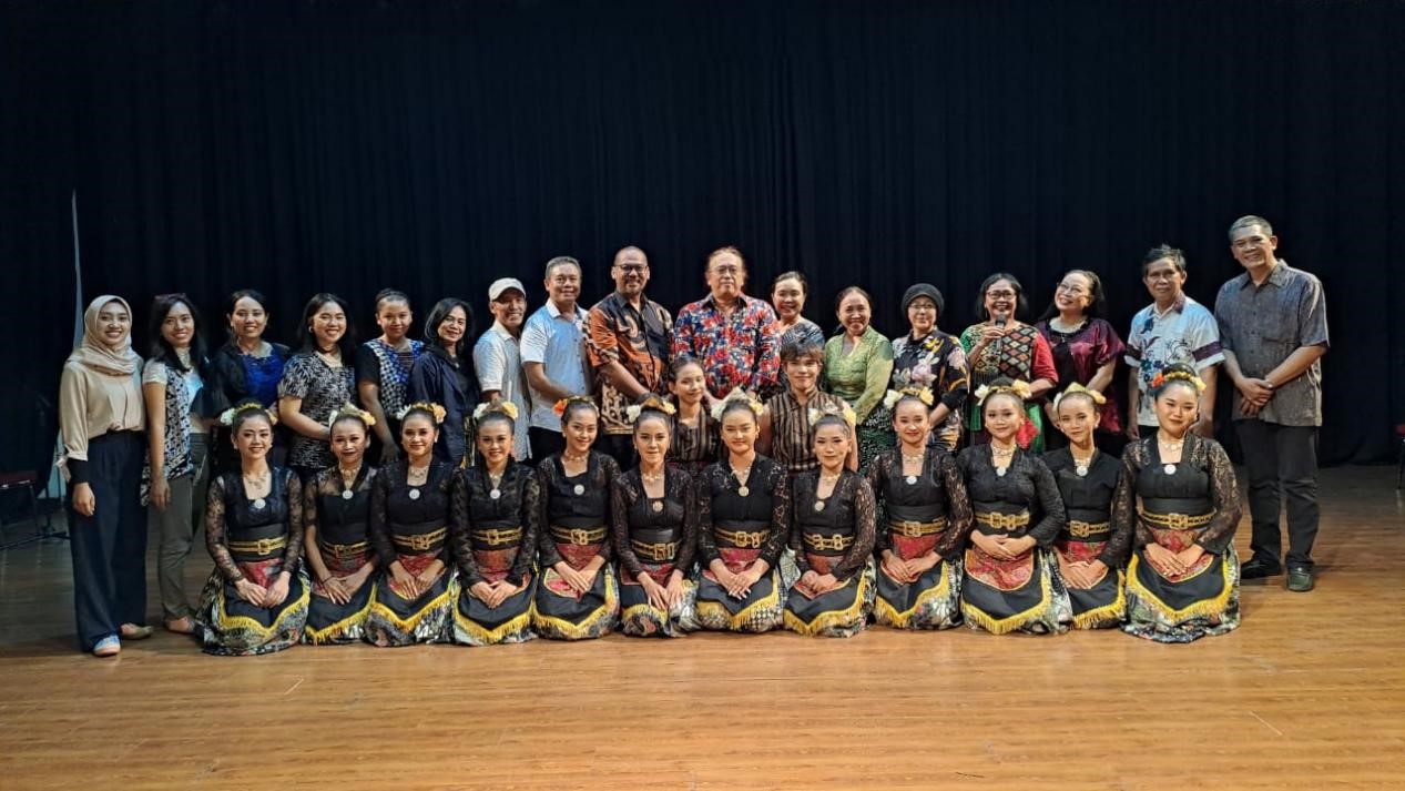 Membangun Jembatan antara Prodi Tari dan Industri: Kerjasama antara ...