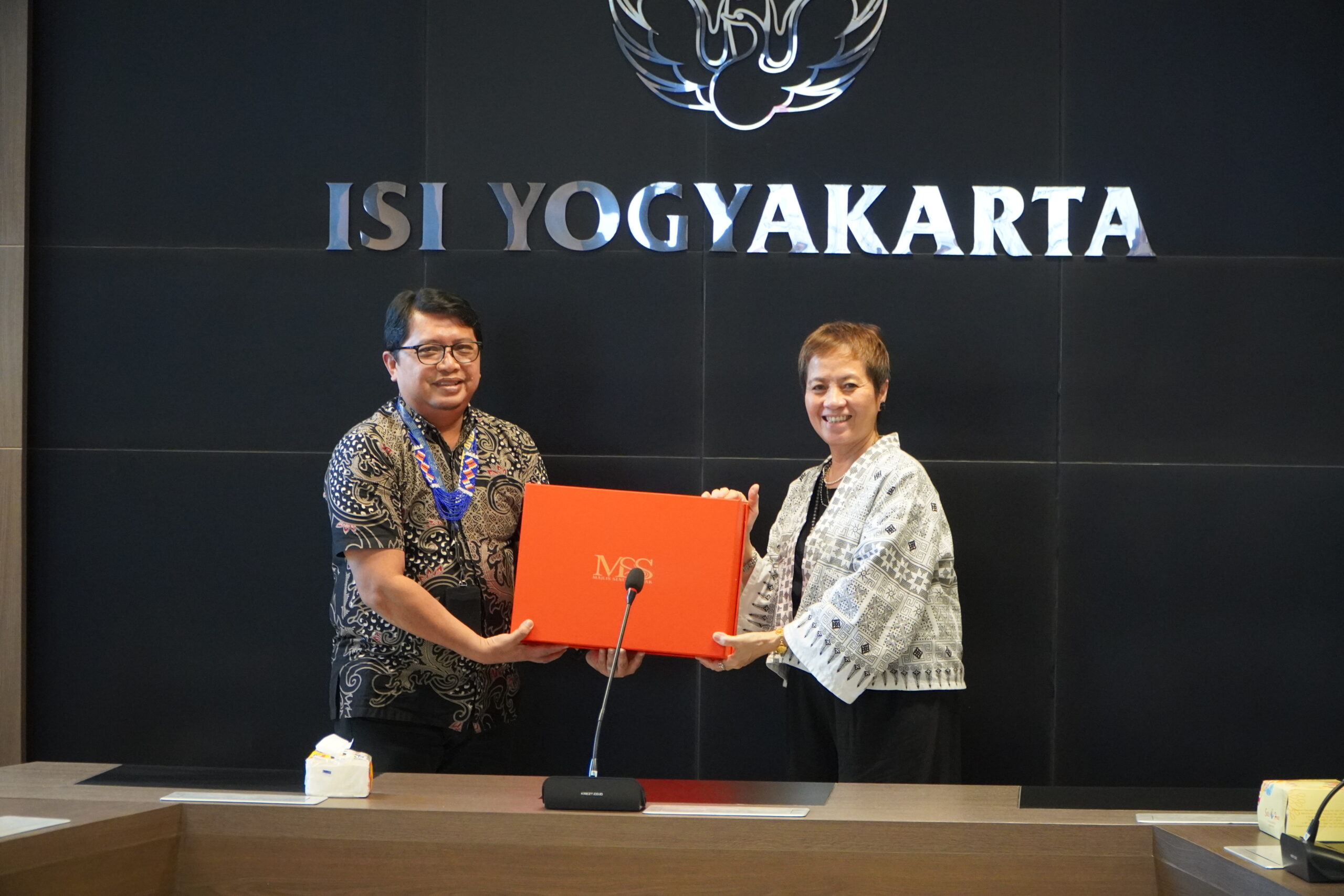 ISI Yogyakarta Terima Kunjungan Majelis Seni Sarawak – ISI Jogja | ISI Yogyakarta